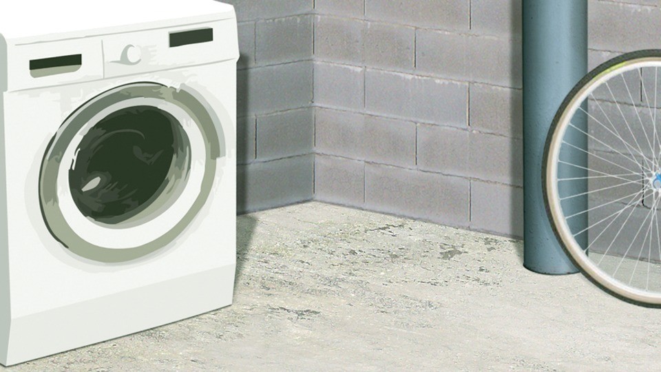 Enduit coloré : le lissage et la décoration des sols